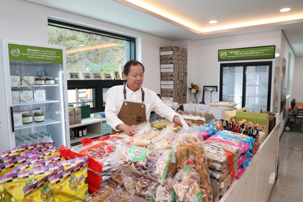 안동시 태화동 ‘태화 숲속 카페, 꾸러미 장터’ 문 열어