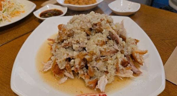 브라질산 닭고기 수입 중단…치킨·급식업계 비상, 정부는 대체 수입선 검토